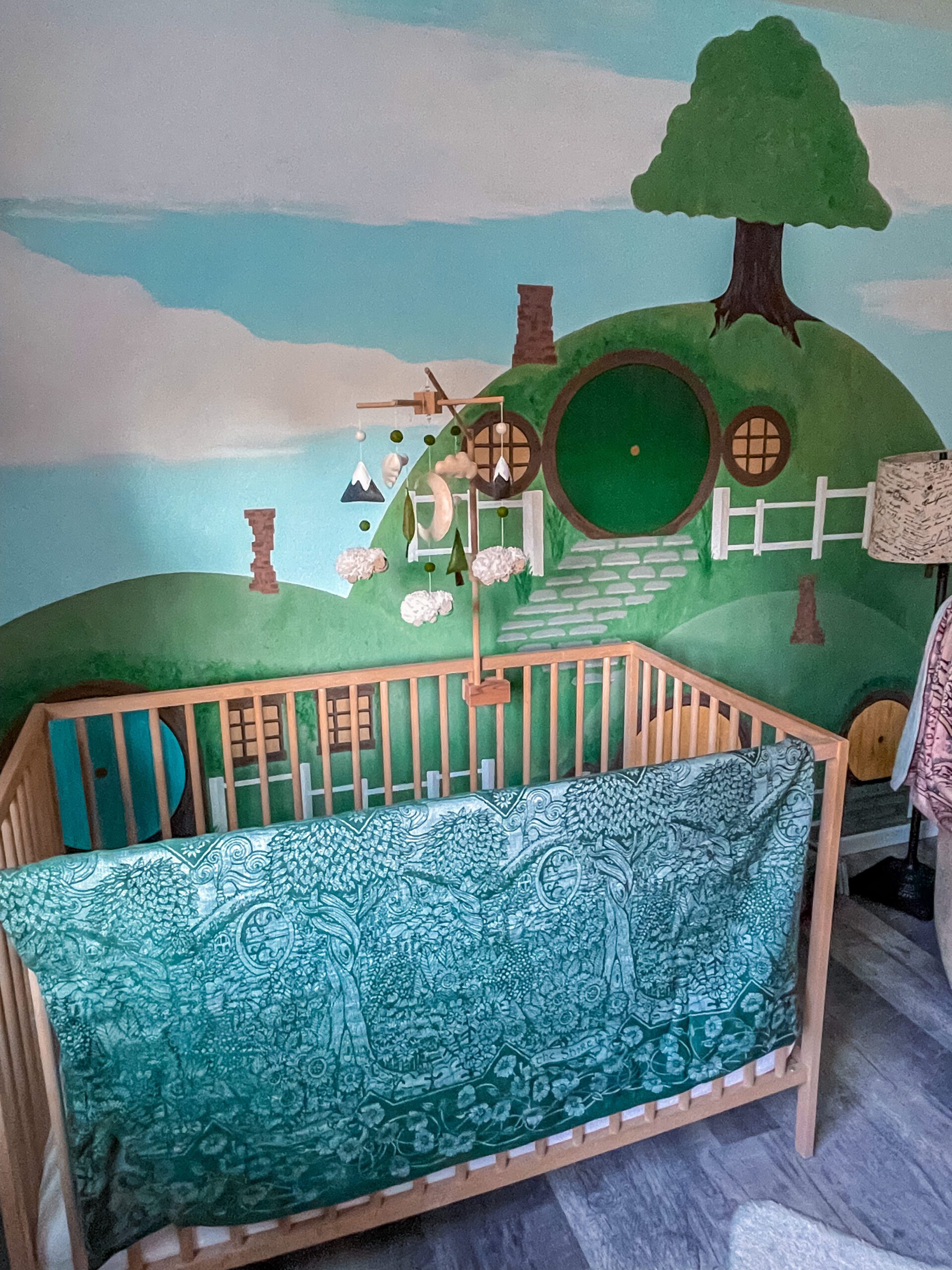 Shire Nursery Reveal (fit for a hobbit!) - hillaryeverafter.com